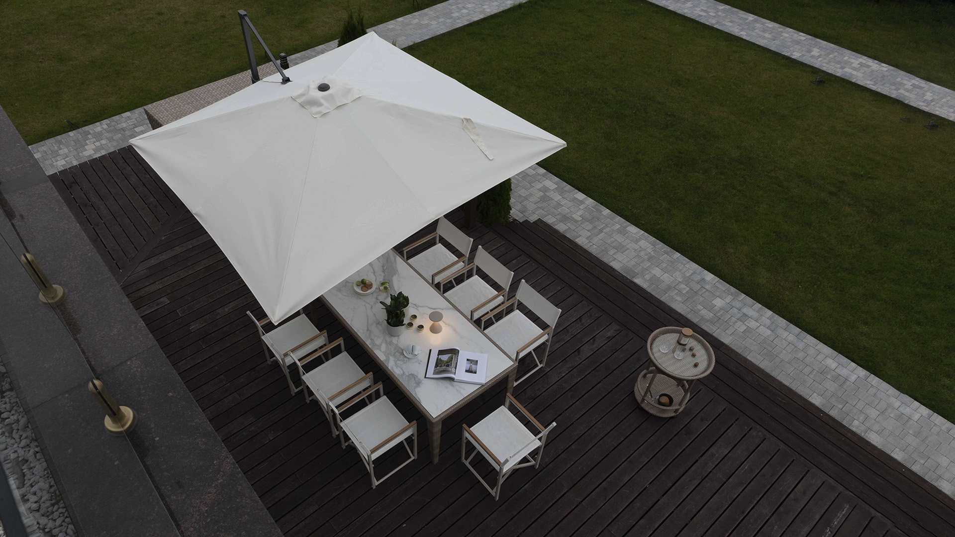 Outdoor Parasols - Skyline Design: Buy premium quality outdoor parasols