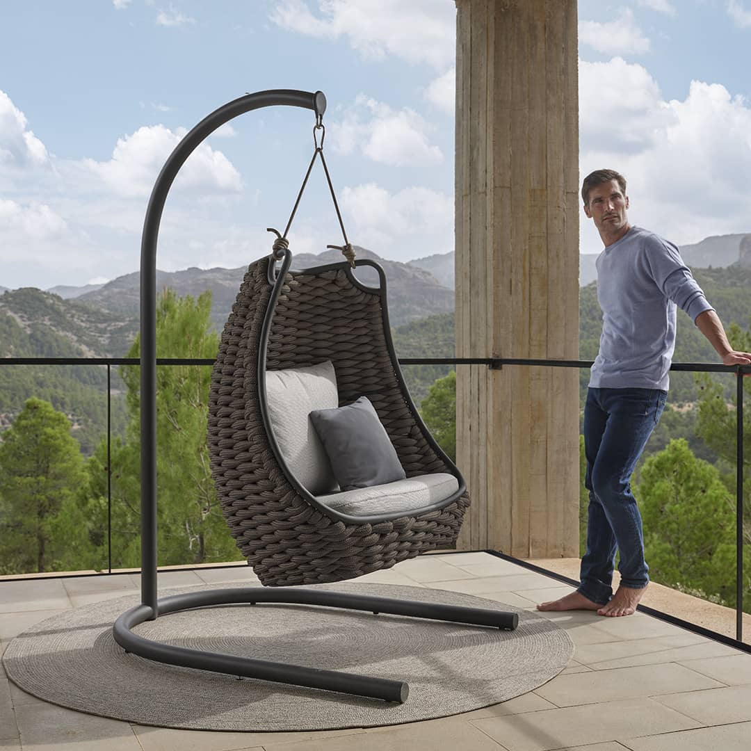 SERPENT HANGING CHAIR - SKYLINE DESIGN - Premium Outdoor Furniture