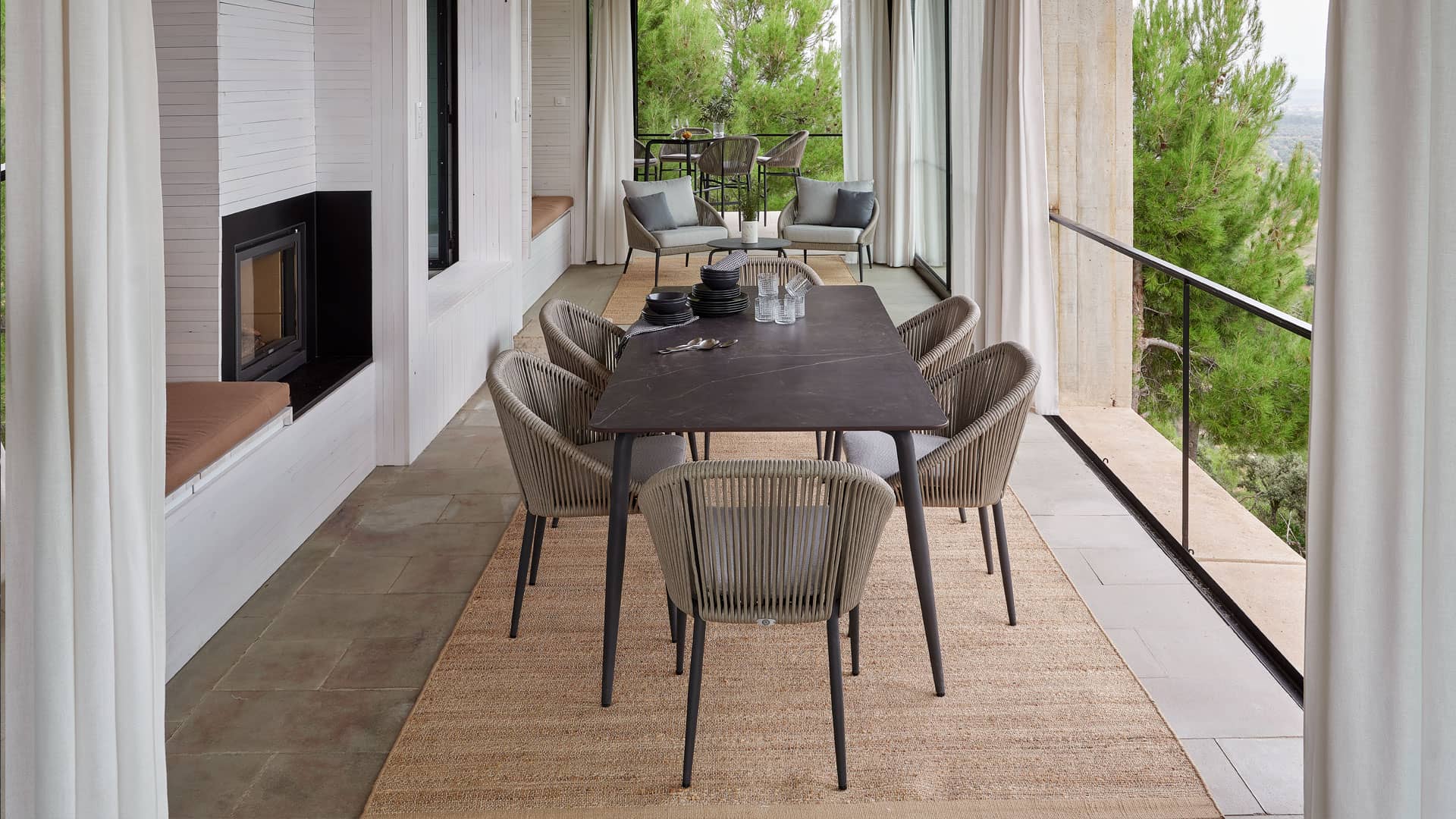 Outdoor Dining Tables - Skyline Design: Buy premium quality outdoor ...