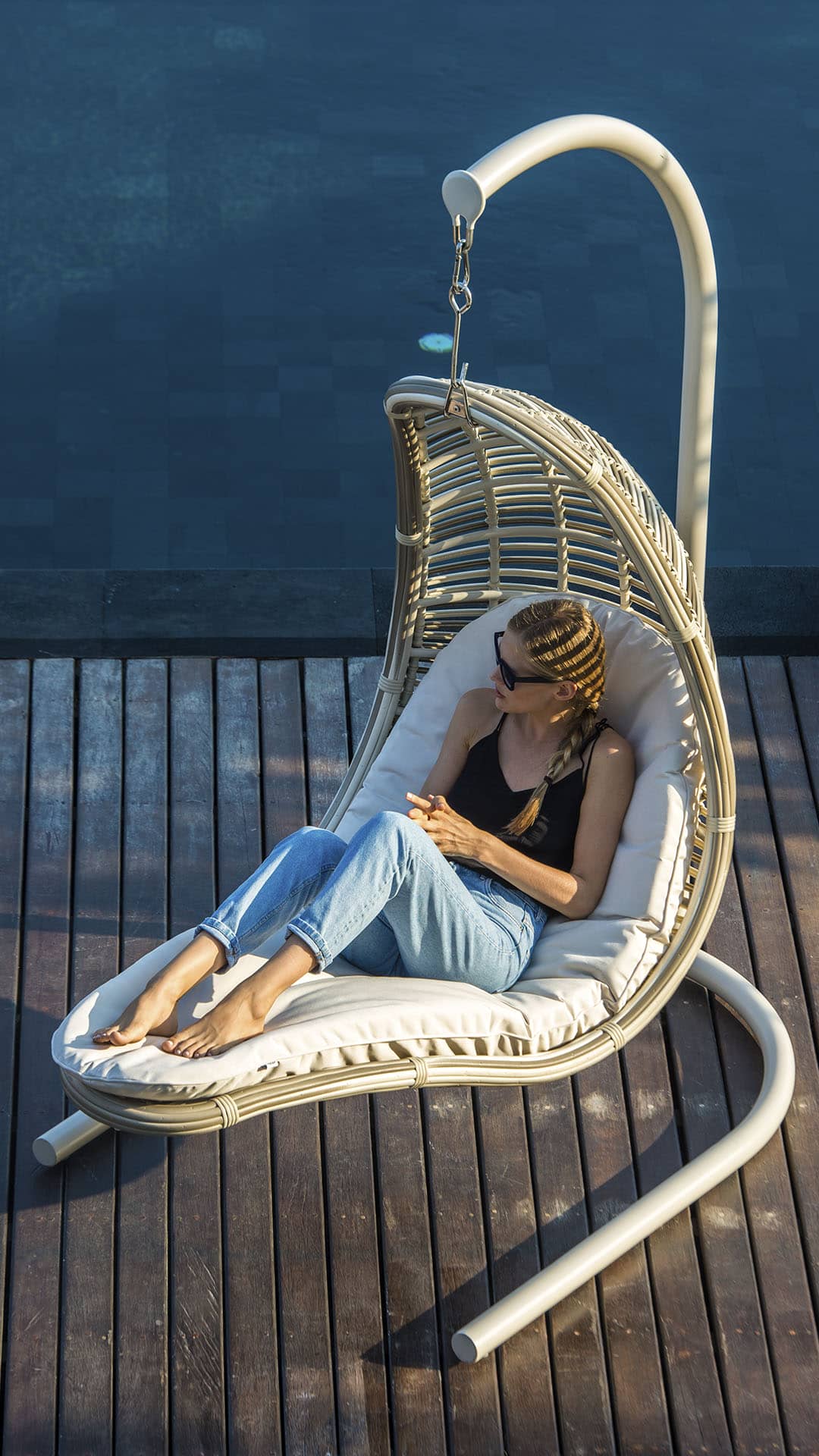 Outdoor Hanging Chairs - Skyline Design: Buy premium quality outdoor ...