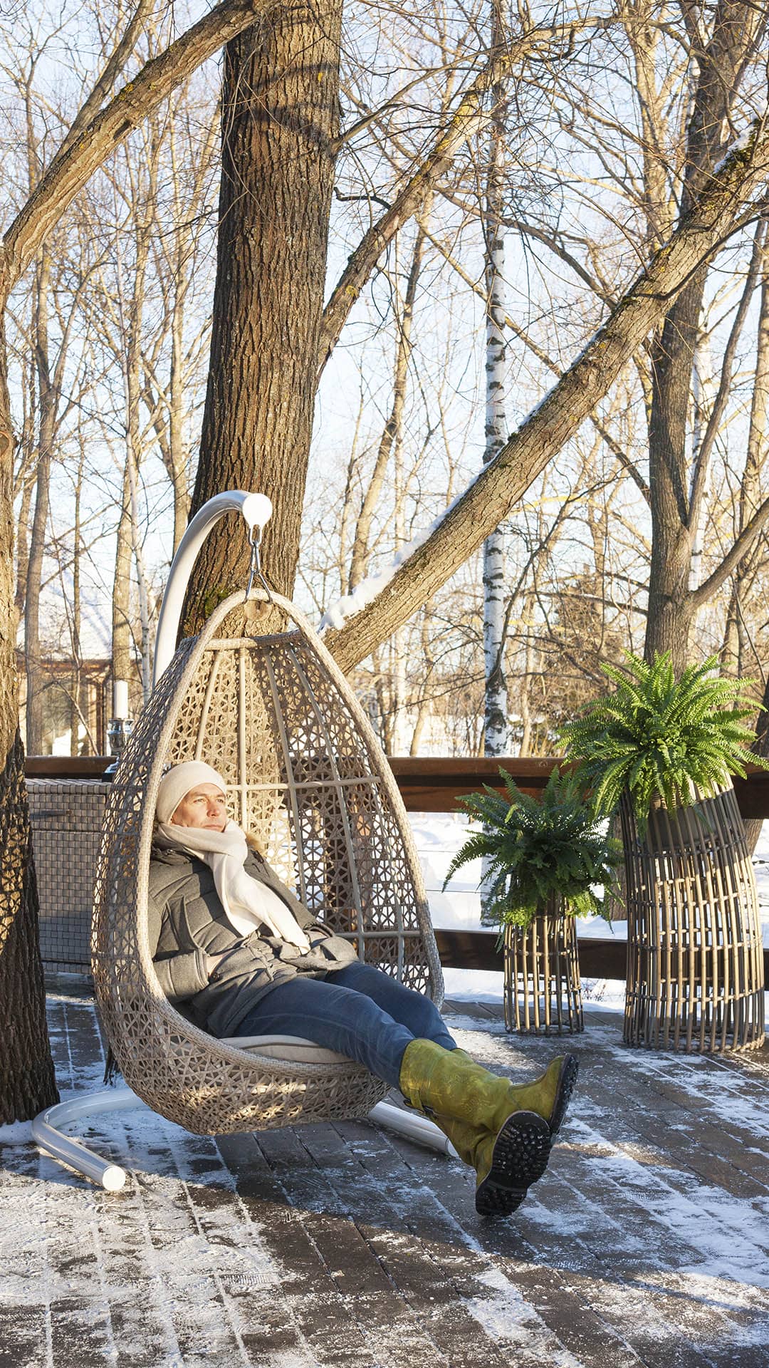 Outdoor Hanging Chairs - Skyline Design: Buy premium quality outdoor ...
