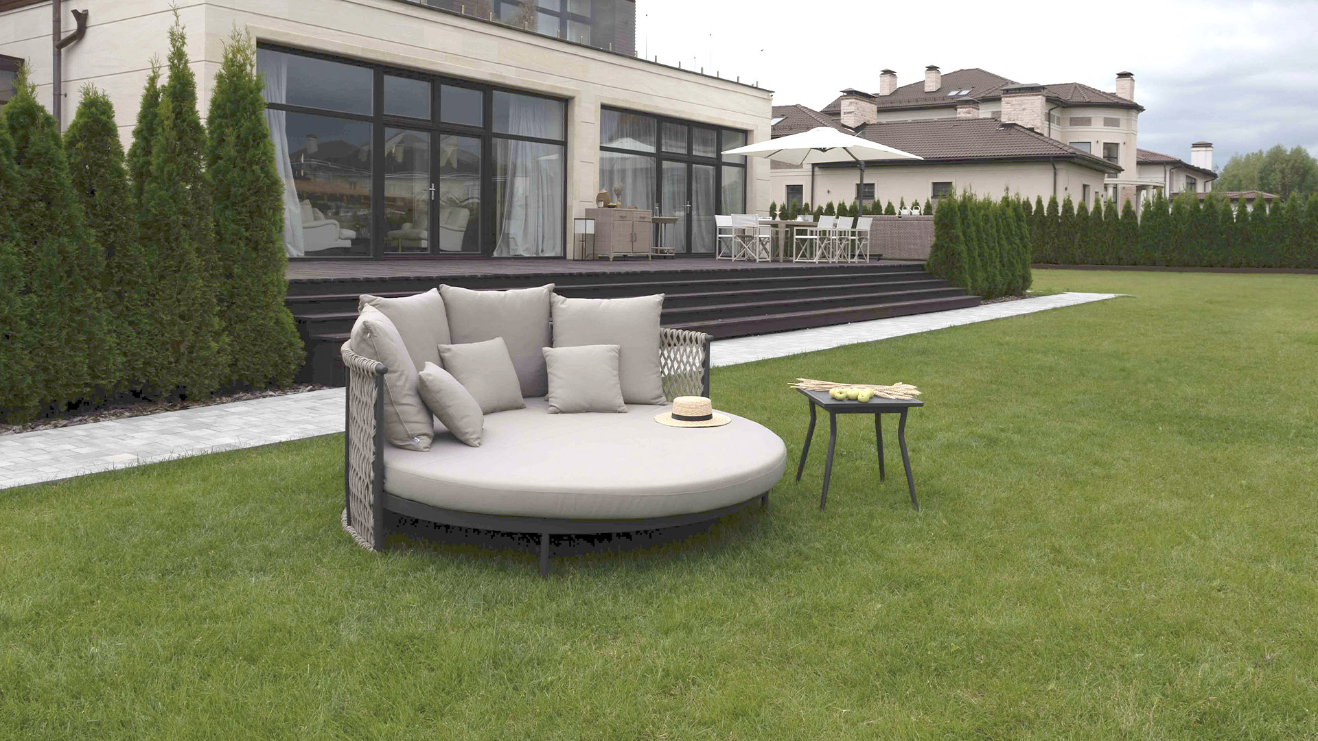 LOTUS Collection - SKYLINE DESIGN - Premium Outdoor Furniture